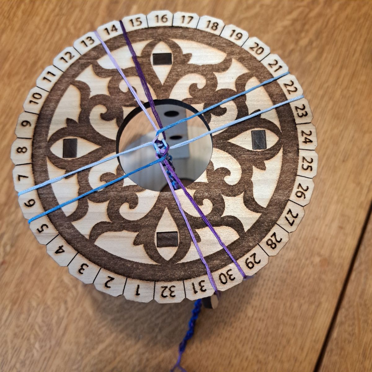 Kumihimo – The Owl Weaver